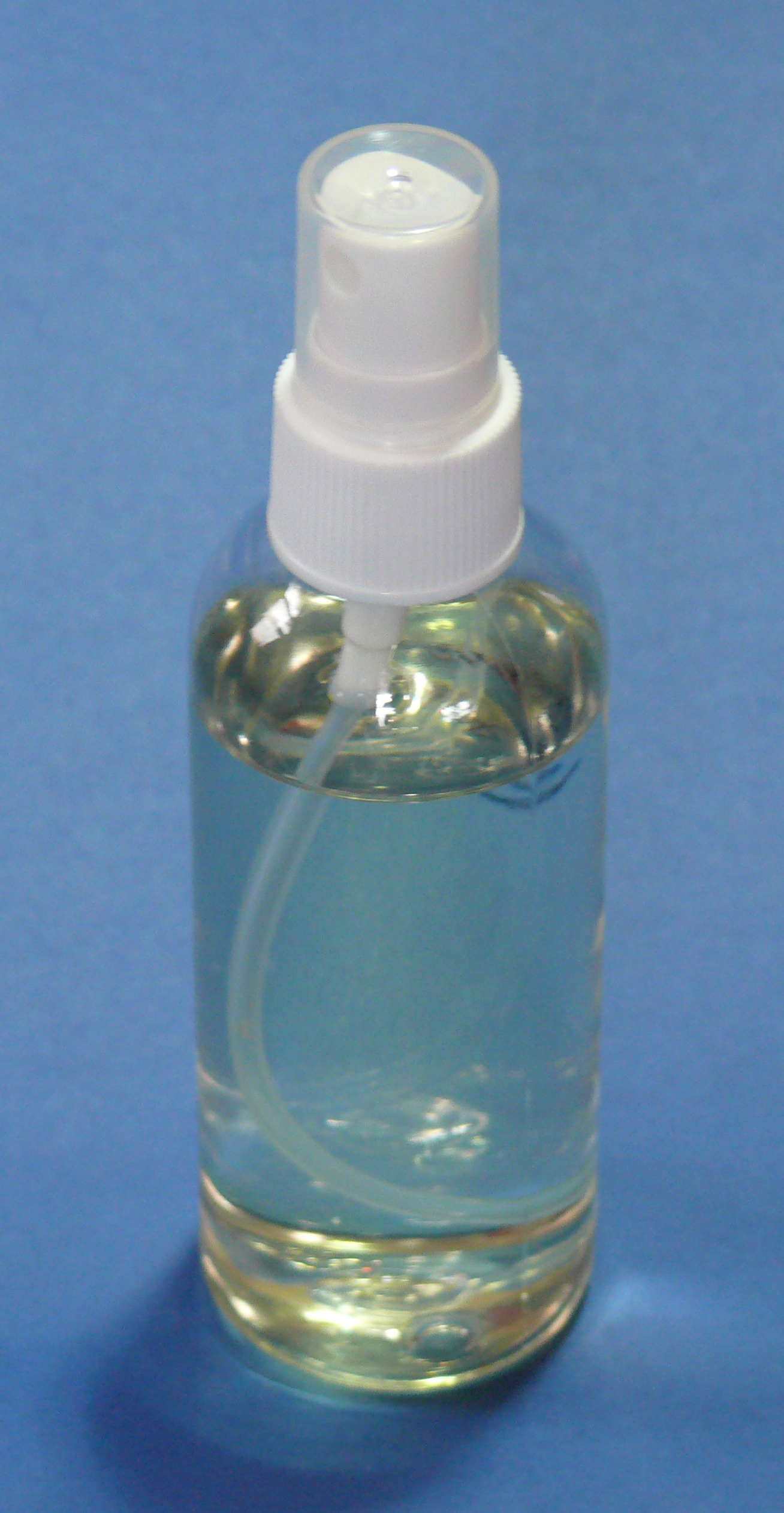 Development Fingerprints With Ninhydrin (Petroleum Ether Base)